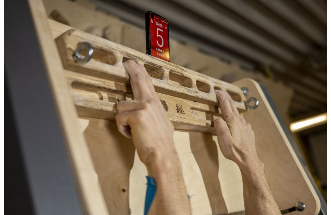 Lama Totem Materiál (dřevo, překližka) Plywood